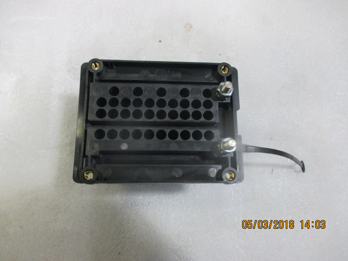 FUSES BOX – Shop Fecon