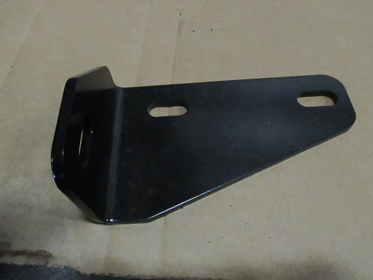 MOUNT BRACKET RADIATOR UPPER SHOCK – Shop Fecon
